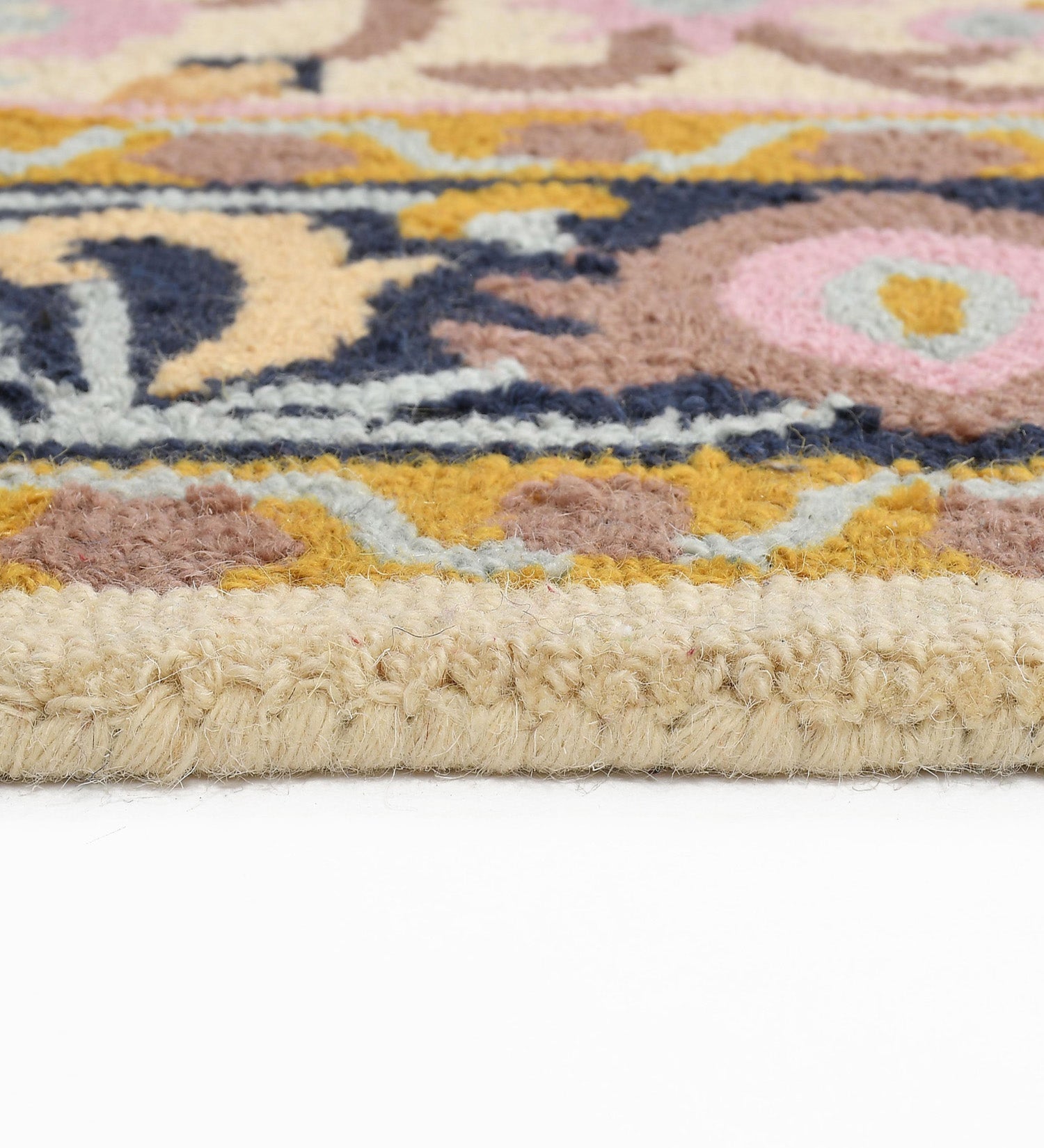 Cream Traditional Hand Tufted Wool Carpet – PrestoBazaar