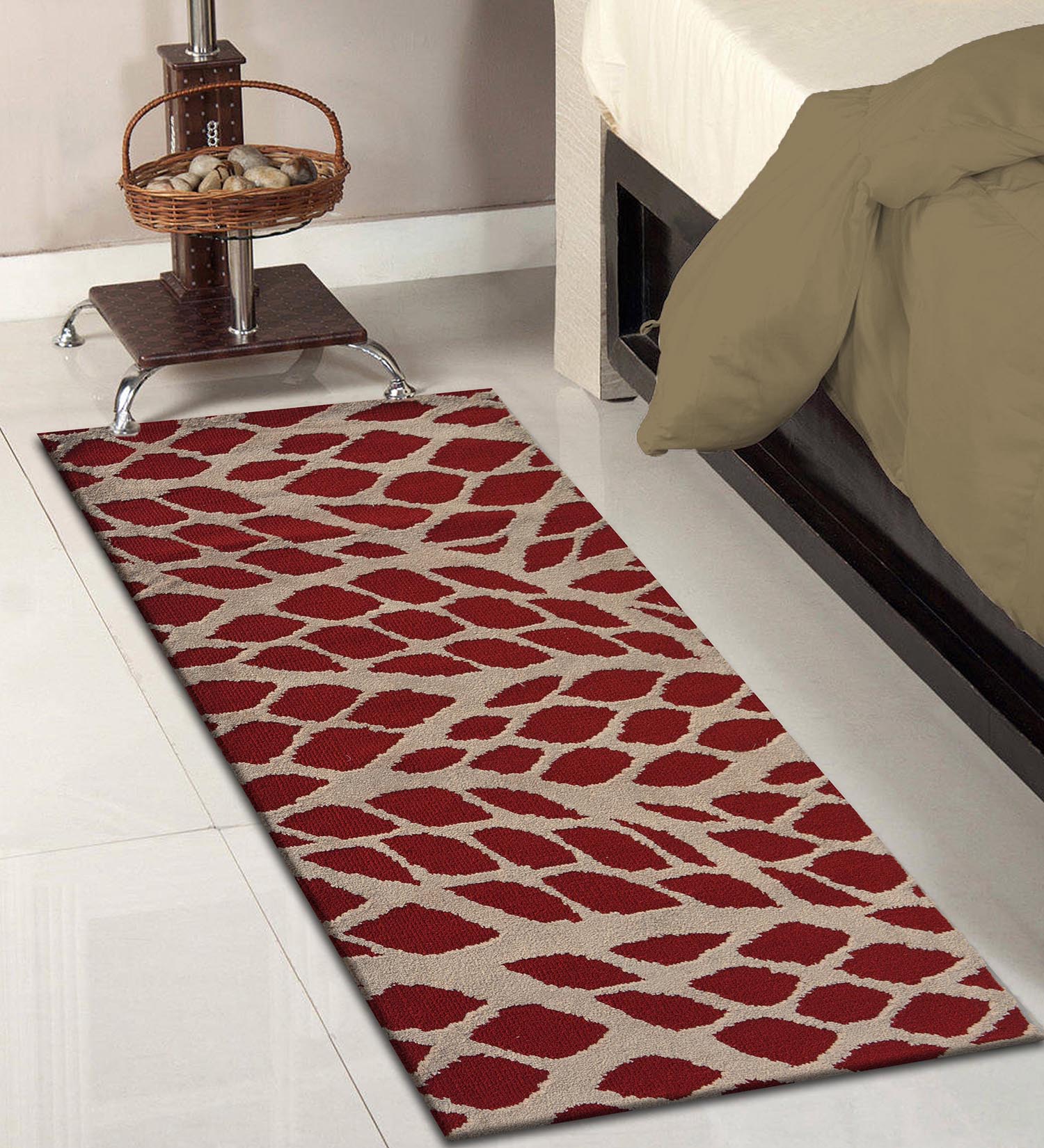 Red Abstract Polyester Runner – PrestoBazaar